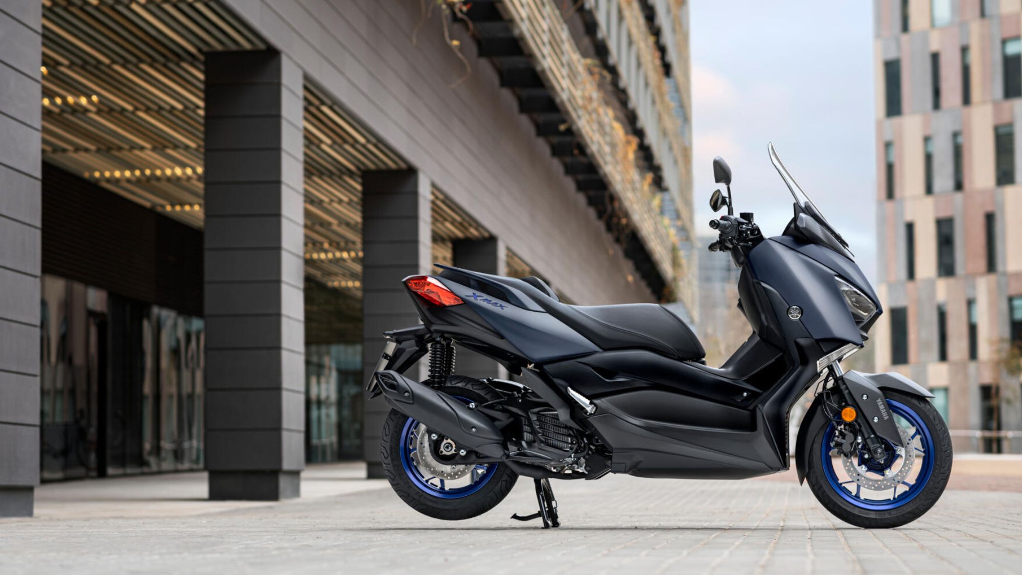xmax 2022 - BC Motos YAMAHA - Concesionario Oficial YAMAHA en Barcelona